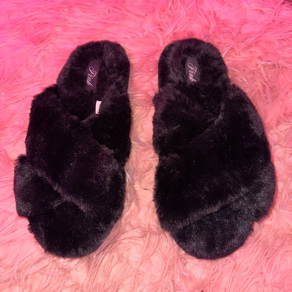 PINK Victoria's Secret | Shoes | Pink Victorias Secret Slippers | Poshmark